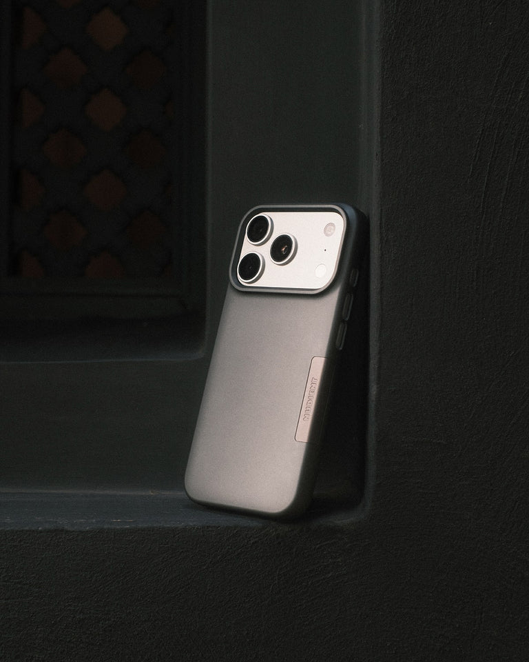 Thin Cases – NUDIENT